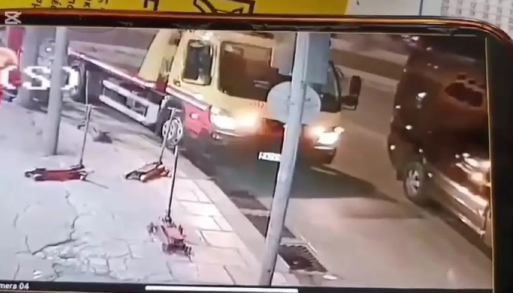 Πλάνα σοκ από το σημείο του τροχαίου με θύμα τη 12χρονη στο Ρέντη (ΒΙΝΤΕΟ)